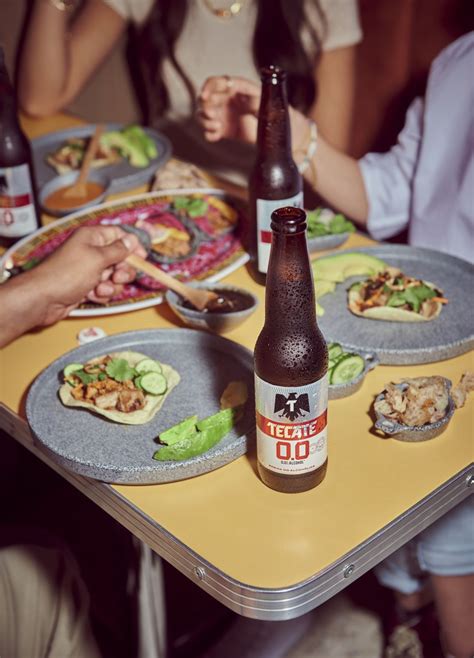 Tecate 0 0 la cerveza sin alcohol para disfrutar según la ocasión