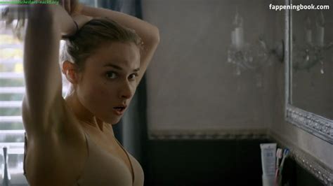 Karin Hanczewski Nude Sexy The Fappening Uncensored Photo