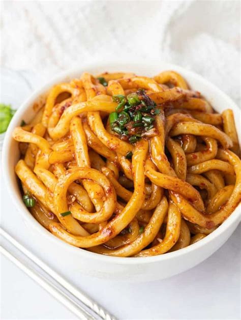 Garlic Chili Oil Noodles 15 Min Recipe Christie At Home Cooking