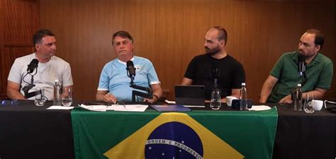 Bolsonaro Lan A Cartilha Para Candidatos E Refor A Polariza O Lula