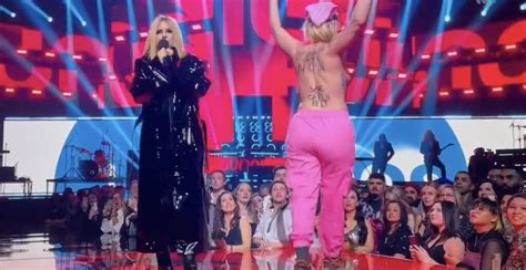Topless Juno Awards Protester Splashes Trudeau S Office With Pink Paint