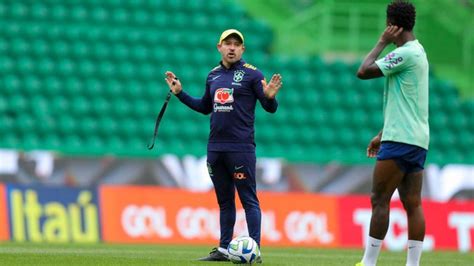 Escalação da Seleção Brasileira Ramon Menezes tem desfalque de última hora