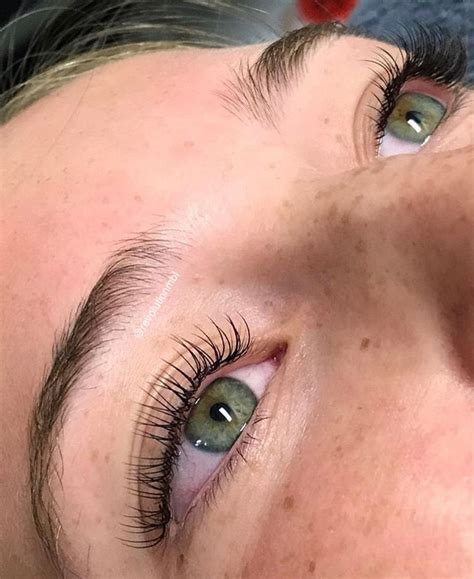 Classic Silk Individual Eyelash Extensions Revolution Mbl Eyelashextensions Natural