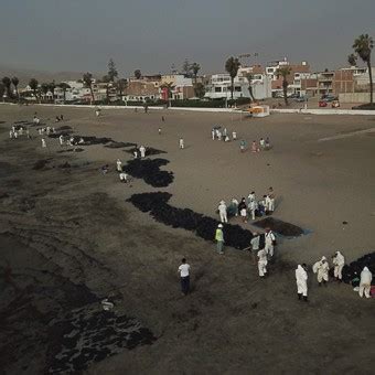 Per Ya Son Las Playas Contaminadas Por El Derrame De Petr Leo