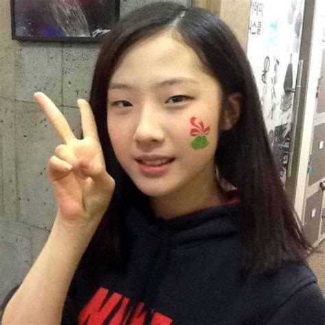 Haseul From Loona South Korean Girls Korean Girl Groups Cool Girl My
