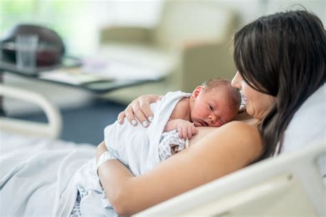 Skin To Skin Contact Benefits And Tips