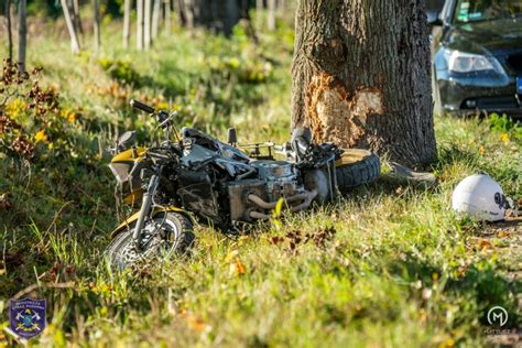 Tragiczny wypadek na prostej drodze Nie żyje motocyklista