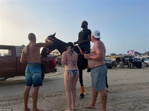 Texas Go Topless Jeep Weekend Results In More Than 100 Arrests