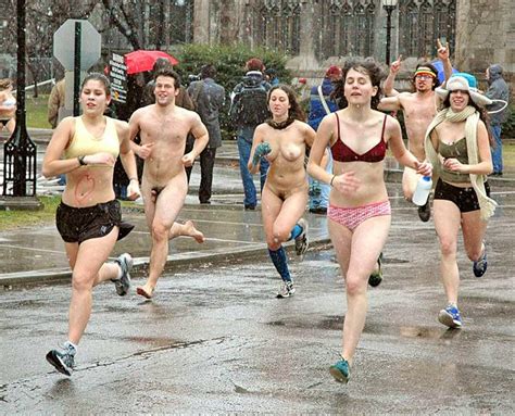 Public Nudity Project Polar Bear Run University Of Chicago Usa