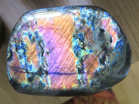 6 Different Types Of Iridescent Gemstones With Pictures Rock