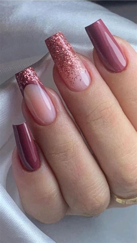 Aprenda Tudo Sobre as Técnicas Mais Atuais de Alongamento de Unhas