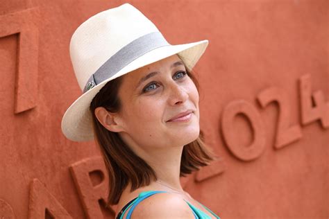 Une Famille Formidable Julie de Bona va être remplacée dans la