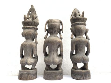 Naked Statue Nias WARRIOR Panglima Statue Sculpture Image Icon