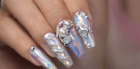 Como Poner Piedras En Las Uñas Moda y Estilo