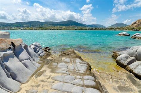 Les 16 plus belles plages où se baigner à Paros en 2024 Belle plage