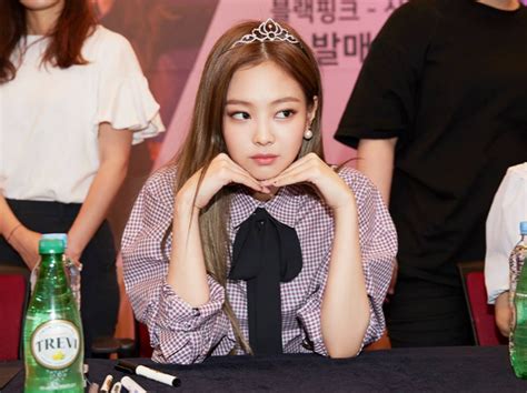 Biodata Jennie Blackpink Profile Lengkap Fakta Dan Foto Jennie