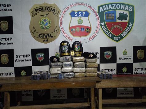 Homem é preso suspeito de transportar drogas em embarcação no interior