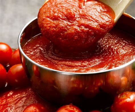 Fazendo Um Molho De Tomate Caseiro Delicioso Para Dar Adeus Aos Prontos