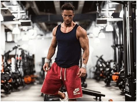 5 bí kíp chọn trang phục khi tập gym giúp đàn ông nổi bật tránh gặp sự