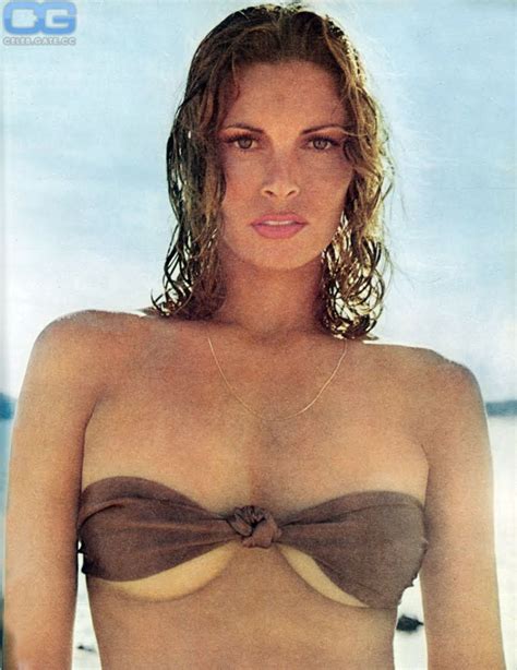 Raquel Welch Nackt Nacktbilder Playboy Nacktfotos Fakes Oben Ohne