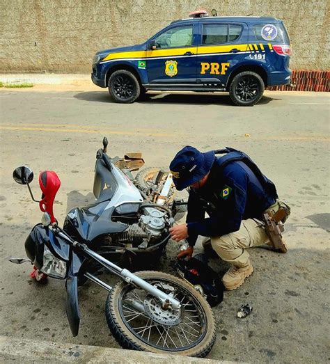 Polícia Rodoviária Federal apreende motocicleta adulterada em São