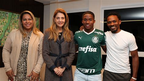 Endrick Acerta Primeiro Contrato Profissional O Palmeiras Placar