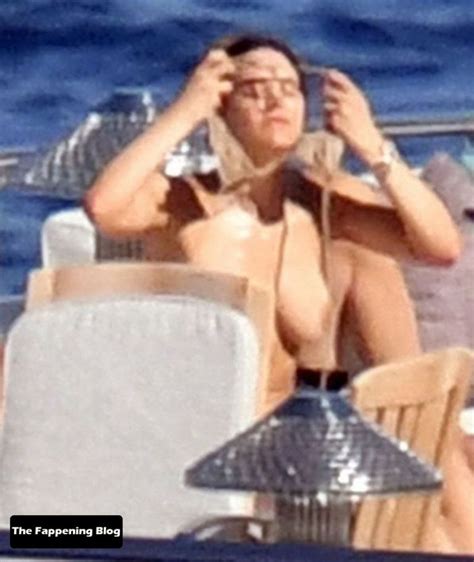 Katharine McPhee Nude Leaked The Fappening Topless Sexy Collection
