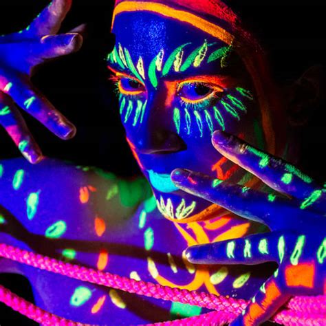 Neon Naked Life Drawing At The Aeronaut London Tickets Fever