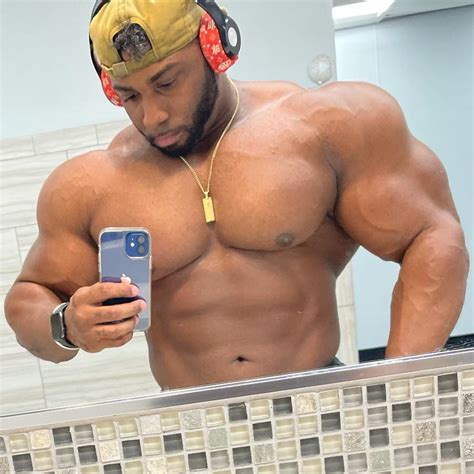 Worshiper Muscle On Twitter RT LoveHugeMuscles Chris Hester