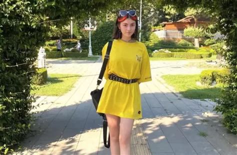 Aleyna Tilki kardeşi kim Ayça Tilki kim Aleyna Tilki nin kardeşi Ayça