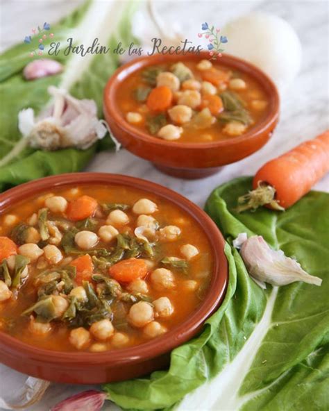 Potaje de garbanzos con acelgas receta saludable y fácil