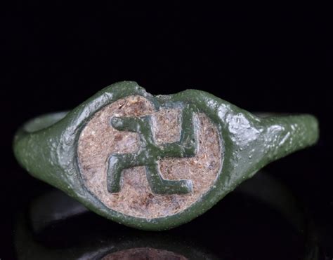 Viking Bronze Bague croix gammée émaillée Catawiki