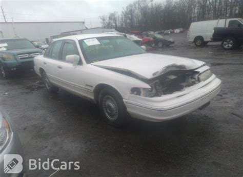 1995 Ford Crown Victoria 2FALP73W0SX159676 Bid History BidCars