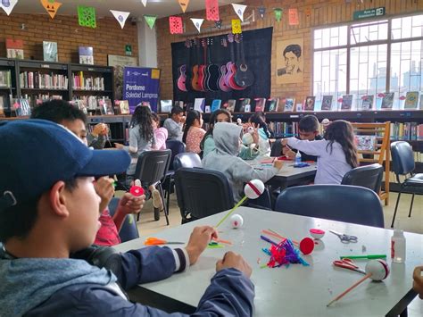 Museoscolombia On Twitter Rt Bibloredbogota A Esta Hora Ni As Y