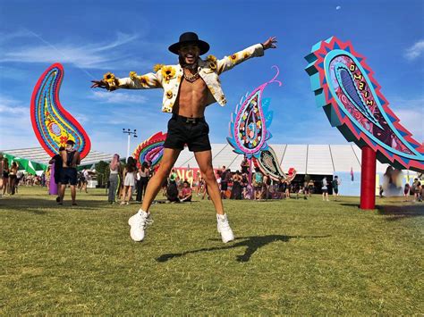 61 Best Coachella Outfits For Men 2024 Style Guide