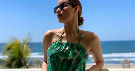 Cynthia Rodríguez presume piernas de campeonato en mini short y bustier