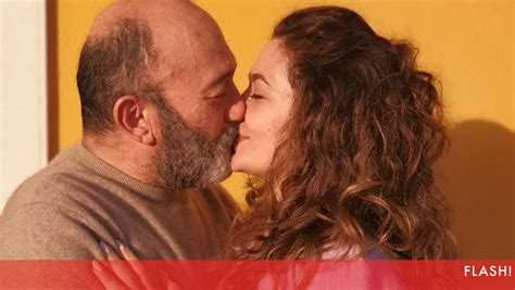 Ator sustenta família da mulher Casamento de José Raposo e Sara