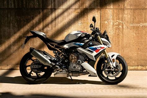 Best Naked Bikes Monimoto Us