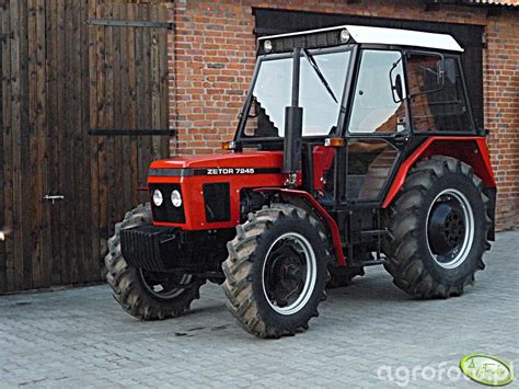 Foto Ciagnik Zetor Id Galeria Rolnicza Agrofoto