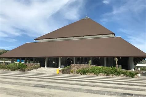 Masjid Nurul Bilad Mandalika Mengenal Masjid Termegah Terbesar Di