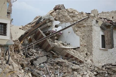 Cose Da Sapere E Da Fare PRIMA DURANTE E DOPO Un Terremoto