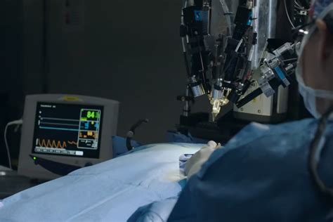 Neuralink le cerveau connecté d Elon Musk testé sur un premier