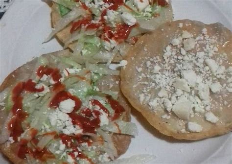 Cena tostadas fácil de frijol con queso Receta de Esther Soto Cookpad