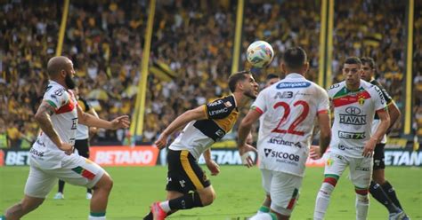 Prejudicado Brusque empata em Criciúma e é vice campeão