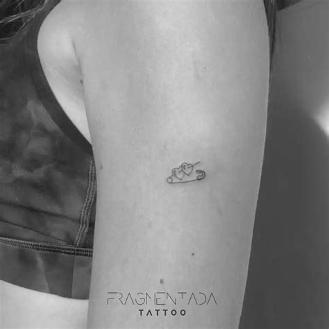 Tatuajes pequeños para mujer 25 ideas bonitas con las que no te
