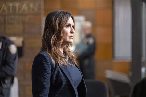 LAW AND ORDER SVU Season 24 Episode 13 Photos Intersection Seat42F