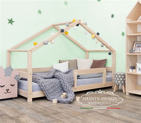 Cameretta Con Letto Montessori Stile Nordico Camerette Bambini Shabby