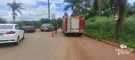 Motorista Cochila Ao Volante Na Estrada Da Serrinha Passa Direto Em