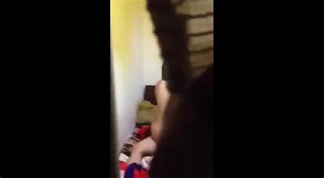 Abisi Kar S N Sikerken Karde I Kap Deli Inden Kameraya Ekiyor T Rk