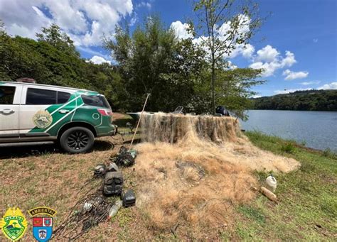 RBI Polícia Ambiental apreende vários materiais de pesca predatória no